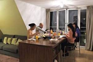 3 ways to enjoy local cooking during a home dining experience with locals