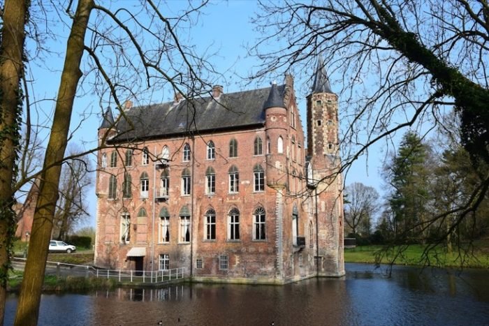 35 Best Belgium Castles: History, Location and How to Visit!